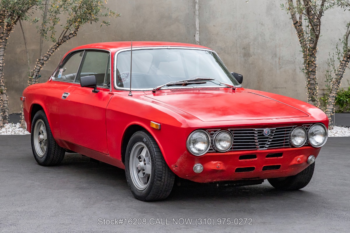 Classic Alfa Romeo For Sale | Vintage Driving Machines